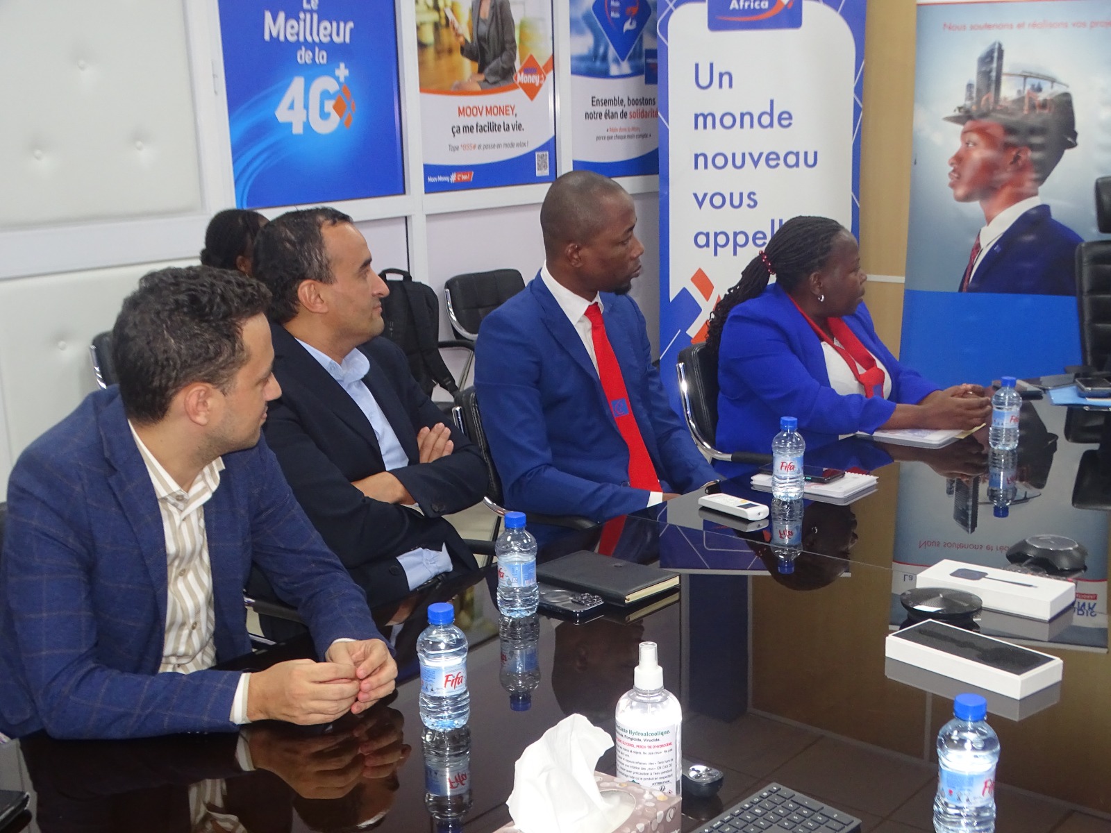 Le Push and Pull Moov Money-Coris Bank opérationnel - 24 HEURES AU BENIN