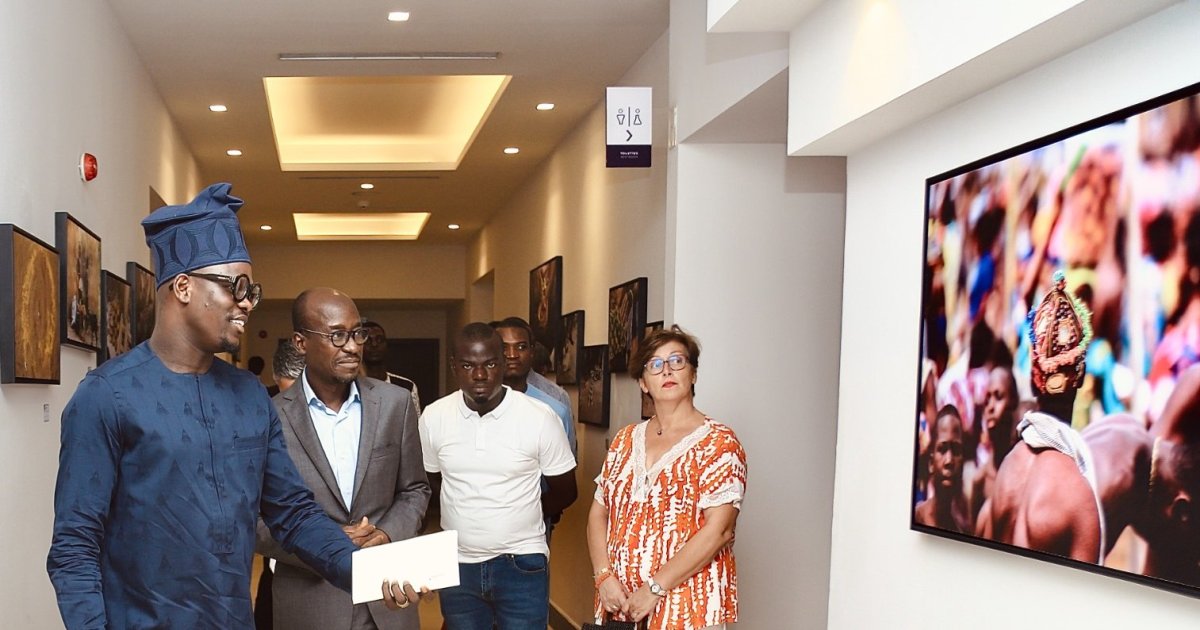 Stéphane Bossart expose l’histoire du Bénin au “Nov’Art” - 24 HEURES AU ...