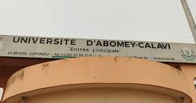 Les boursiers d’excellence à la FLLAC et CIFRED - 24 HEURES AU BENIN