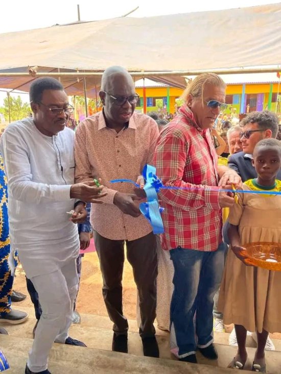 ANCB et Consulat du Bénin à Naples inaugurent une école à Zè - 24 ...